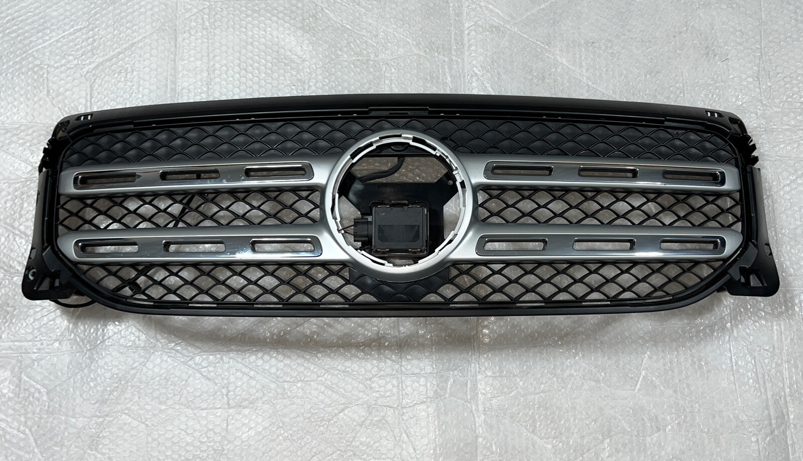 2020-21 Mercedes Benz GLB250 X247 Front Upper Grille W/ Radar OEM ...