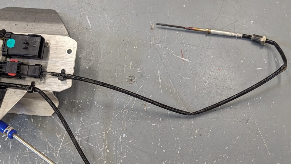 2604053C91 International DPF Sensor Differential Pressure 3626432C1 ...