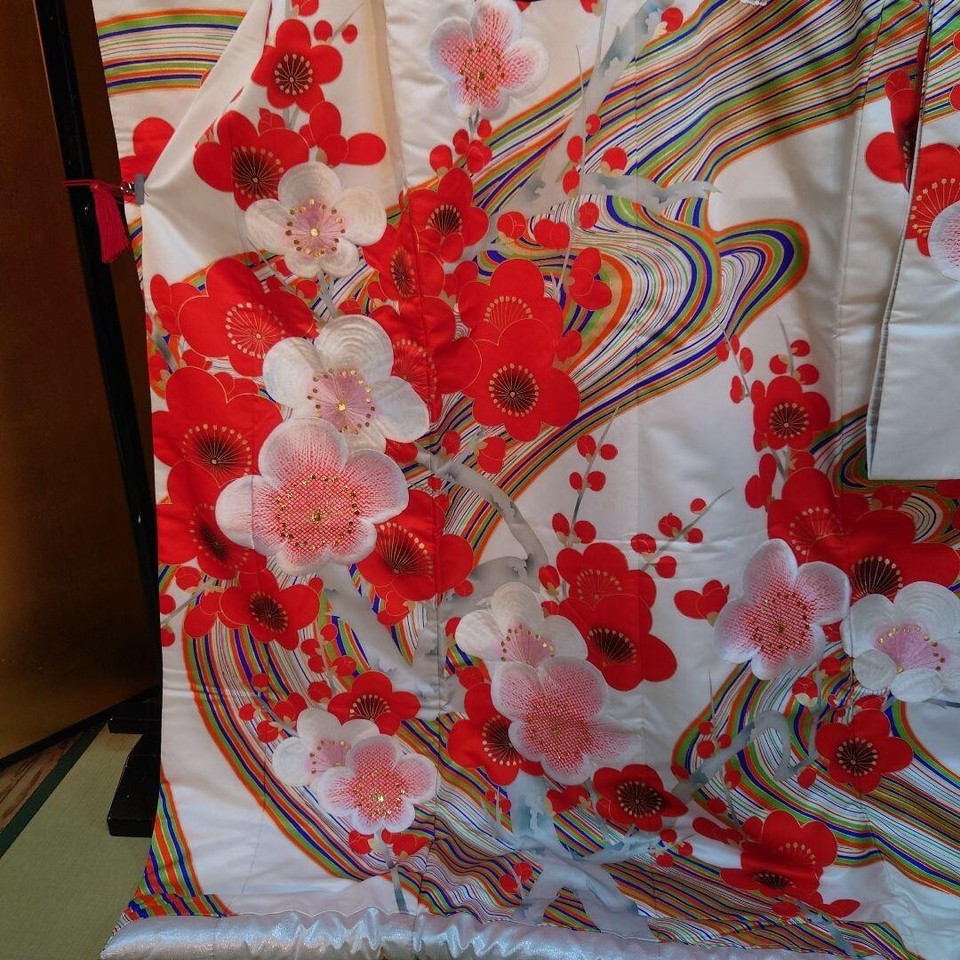 Iro-uchikake Kimono Japanese Traditional Wedding White Red Plum Crane a ...