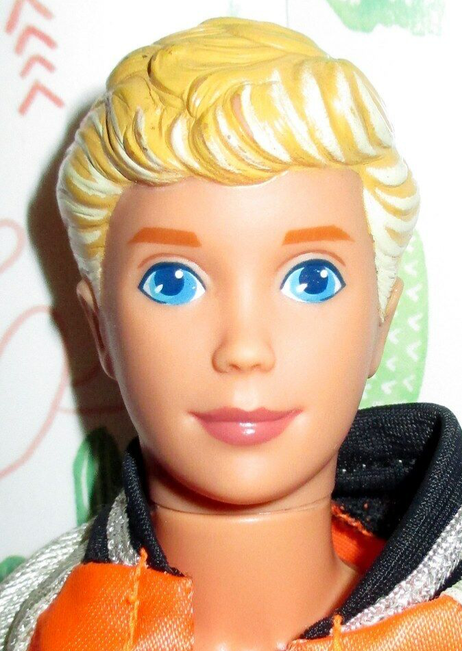 1992 Mattel Basketball Kevin Doll BOYFRIEND of Skipper 3 for sale ...