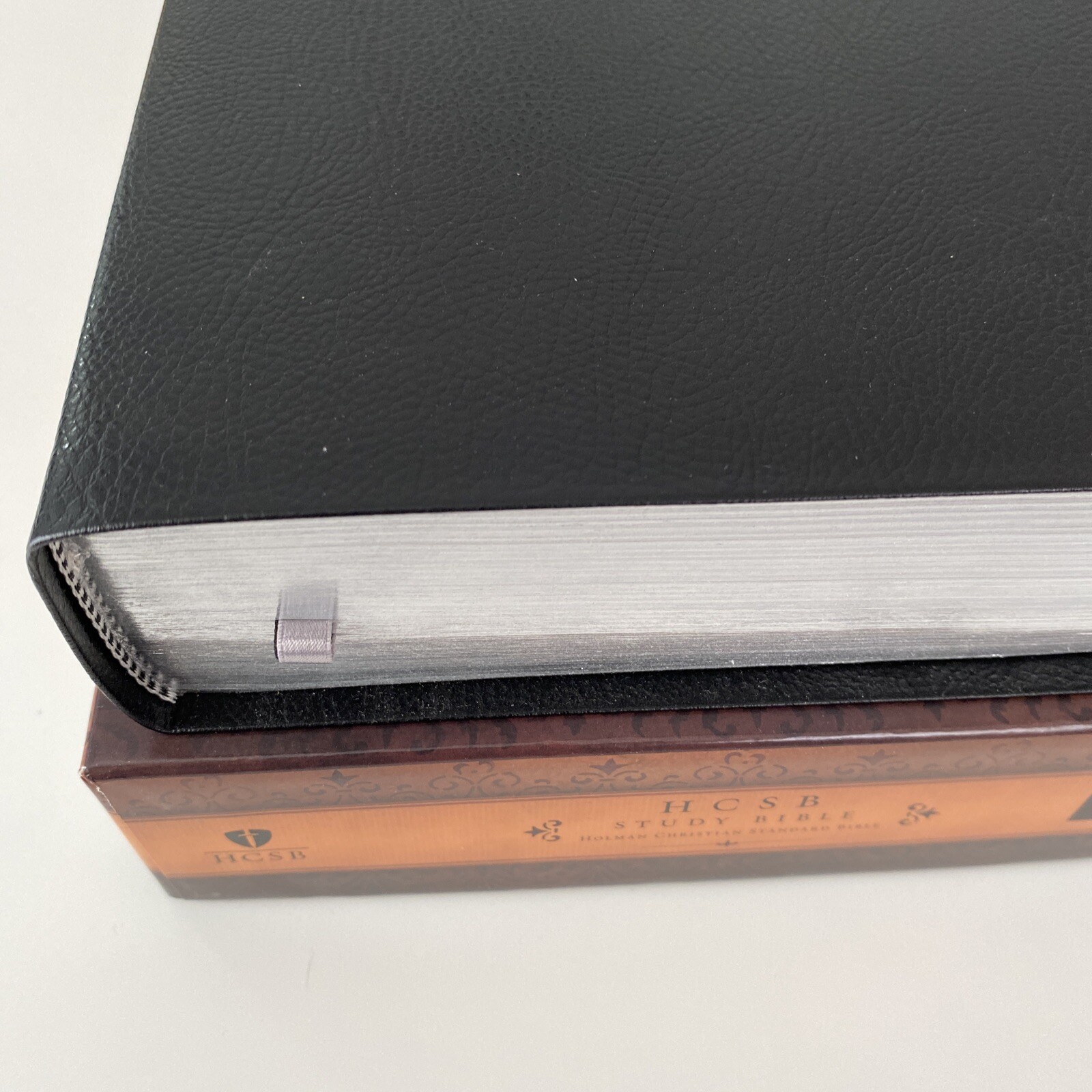 HCSB Study Bible, Black Bonded Leather by The HCSB Translation Team ...