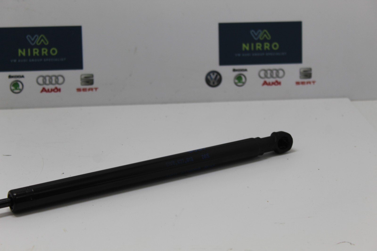 AUDI A5 BOOT LID TAILGATE STRUT 2017 ONWARDS 8W6827919 | eBay UK