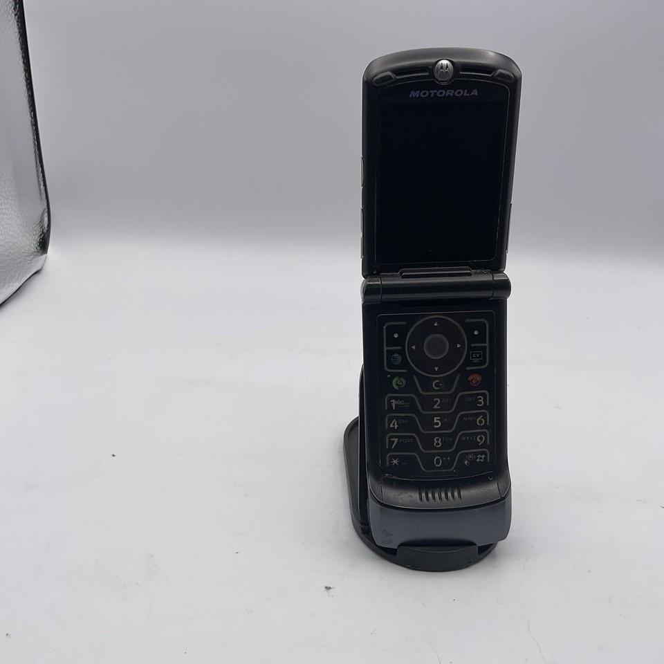 AT&T Original Motorola RAZR V3xx -Silver/Gray 2G Flip Phone Cingular ...