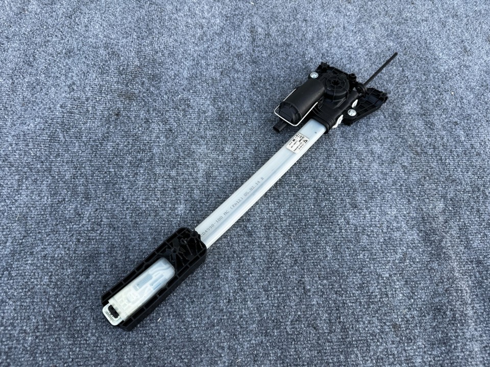REAR WINDOW SHADE MOTOR BMW 650I B6 640I F06 (2013-2019) OEM | eBay
