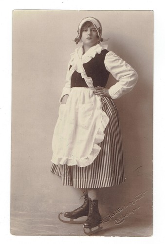 Photo Sports Girl Dressed as a Maid on Skates 1929 Germany (9354) | eBay