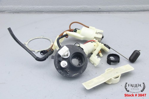 2014 Harley Street Glide Special Fuel Gas Pump & Top Plate Assembly 26K ...