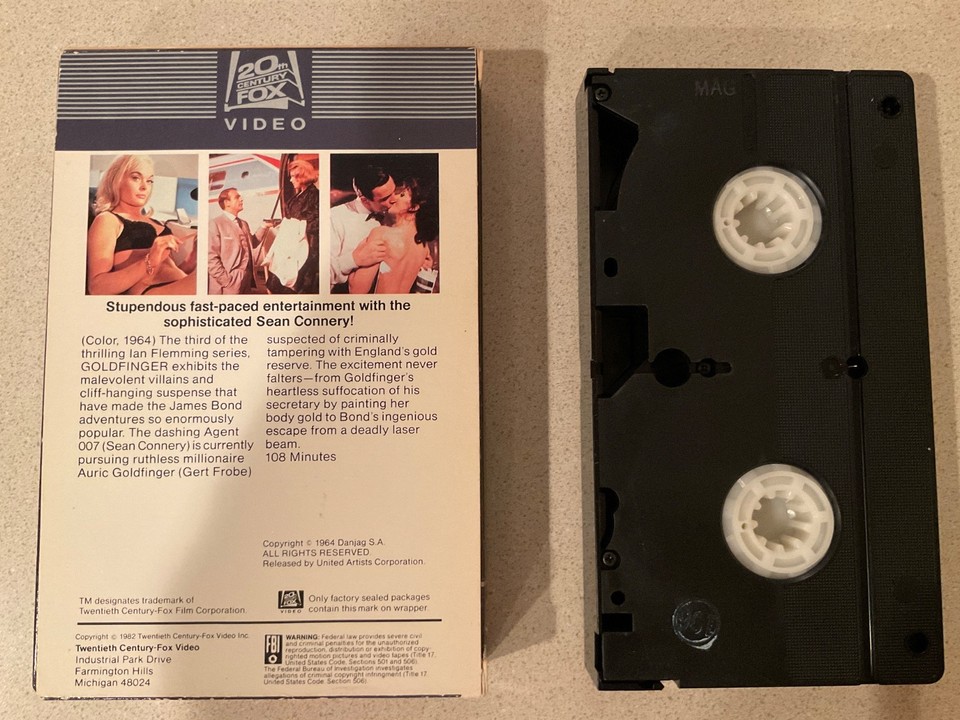 Goldfinger (VHS, 1982, 20th Century Fox Drawer Box) Sean Connery, Gert ...