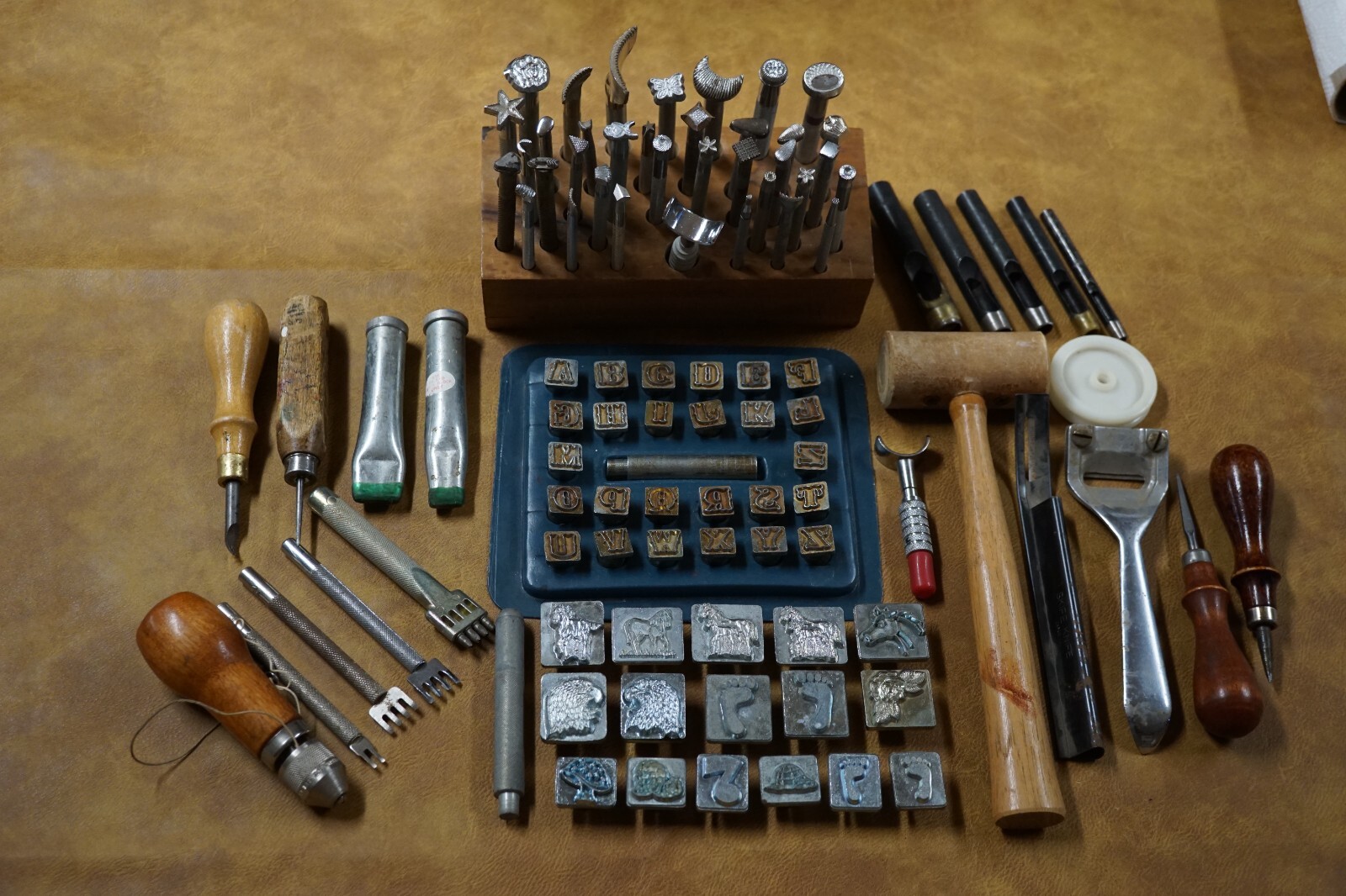 Vintage Lot of Leather Carving Tools Craftool Co. Basic Tool Garland ...