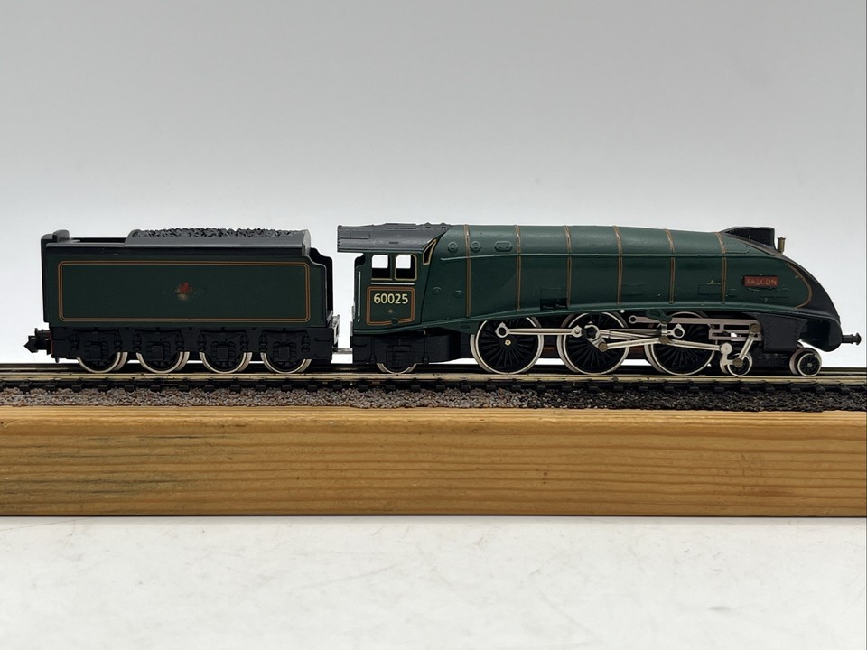 WORKING GRAHAM FARISH 372-6xx BR 2-6-2 CLASS V2 LOCOMOTIVE 60025 FALCON ...