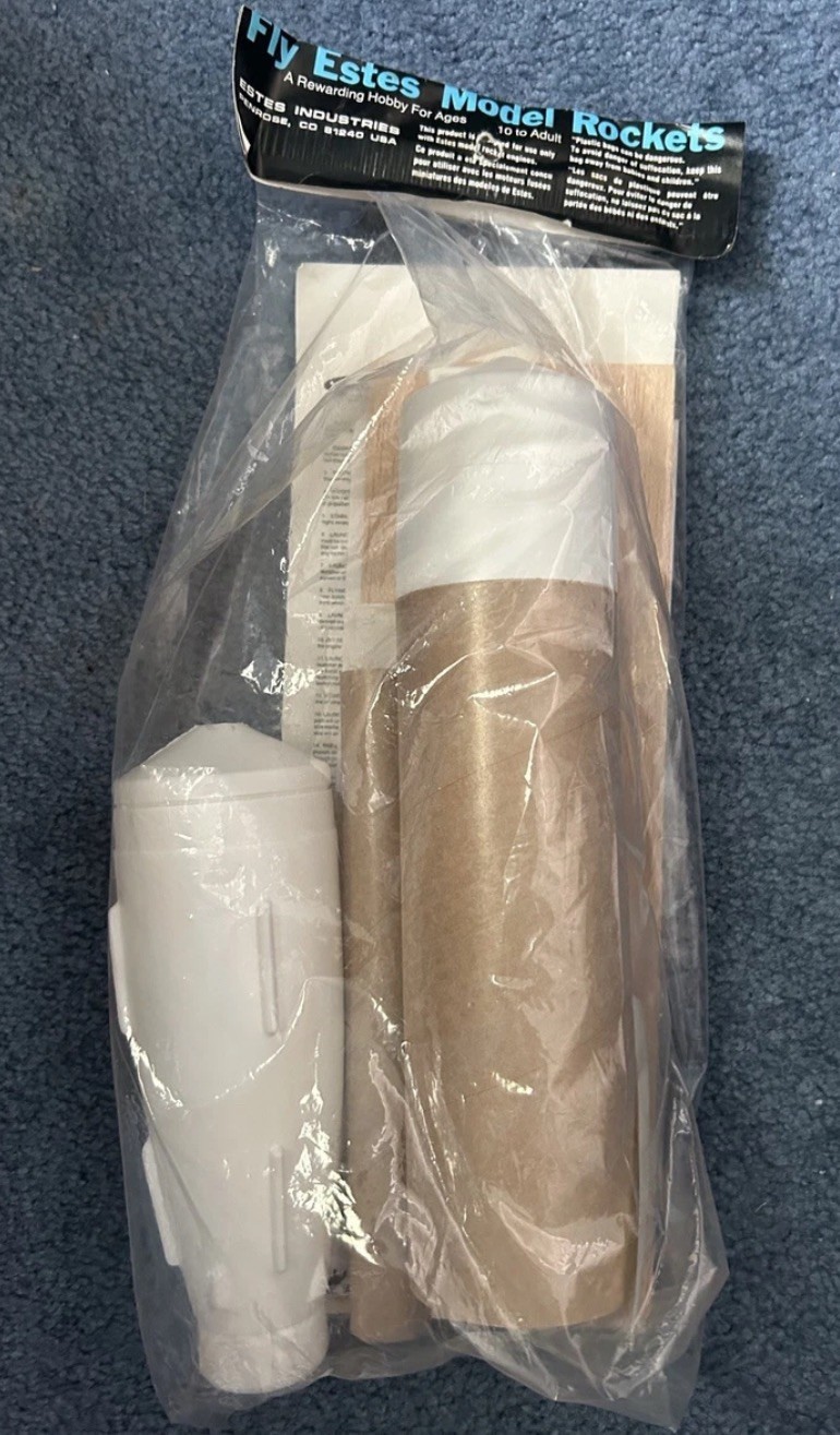 Estes V-2 flying model rocket kit 1926 scale German V2 model rocket New ...