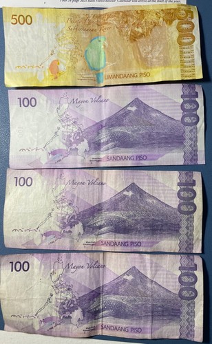 Philippines currency - 800 PESOS - Leftover Travels (1 x 500 and 3 x ...