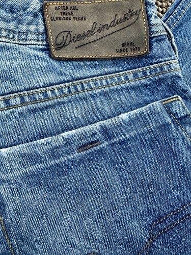 Vintage Diesel Industry Zathan Made In Italy 30/30 Wide Let Blue Jeans ...