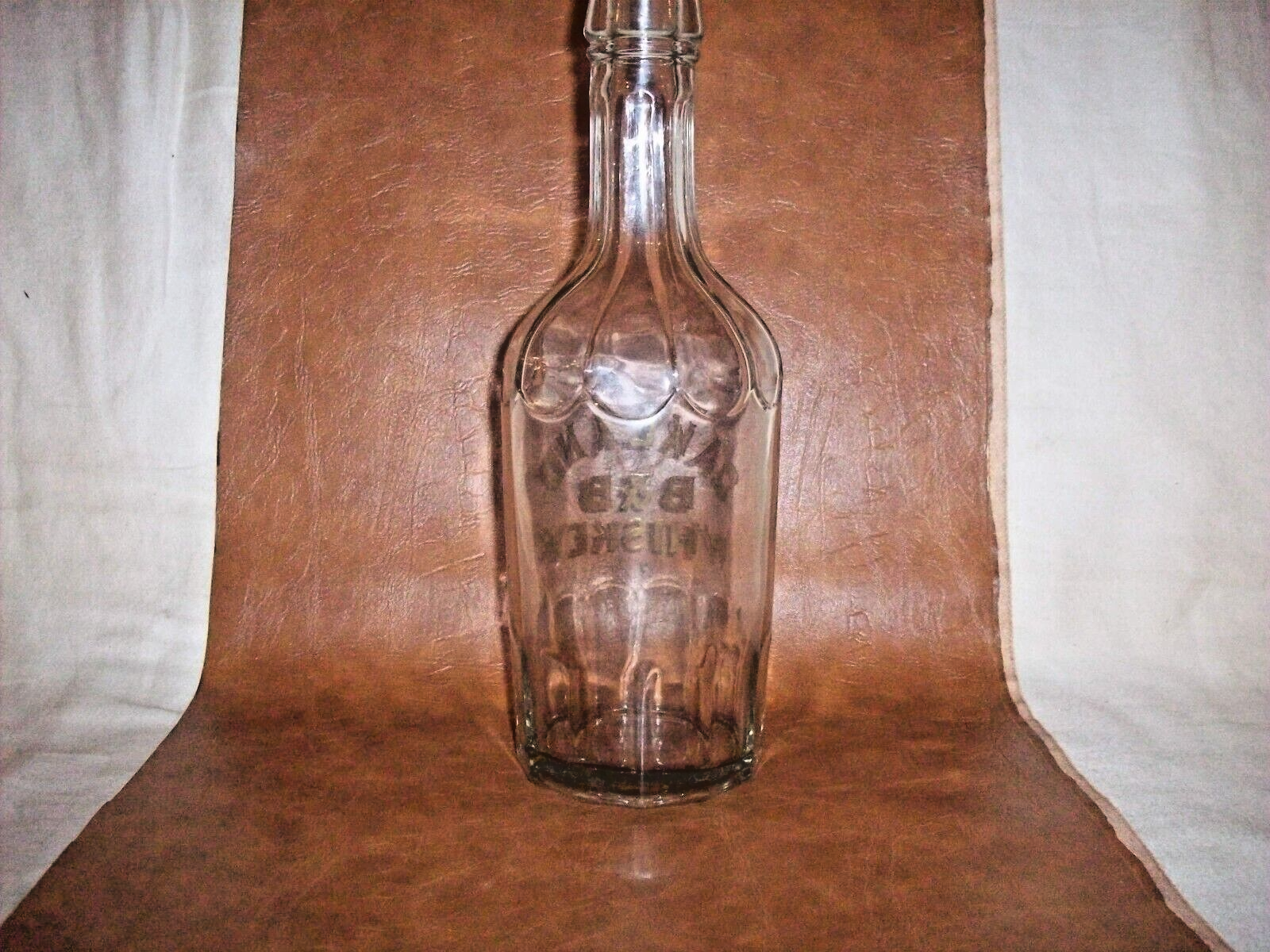 ANTIQUE BACK BAR WHISKEY BOTTLE GOLD LEAF LETTERING OAKLAND B&B WHISKEY ...