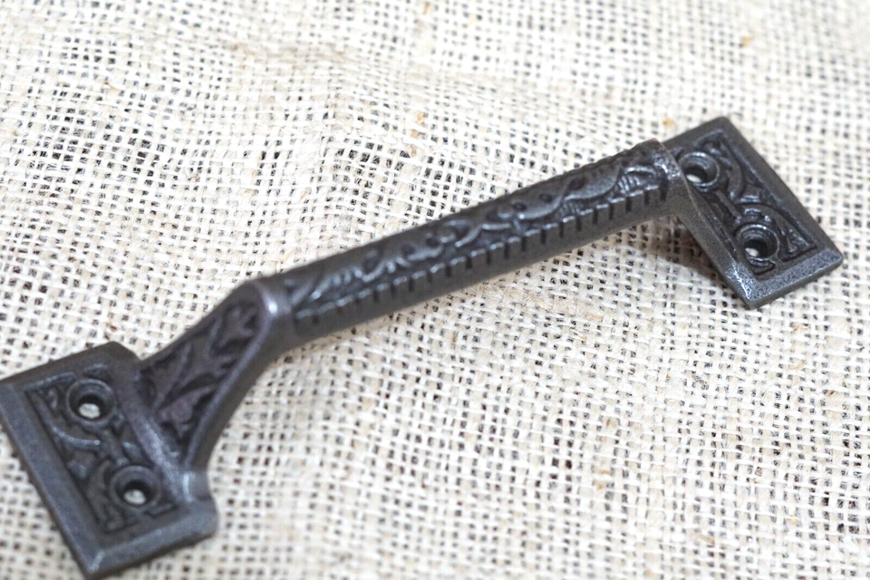 8 Cast Iron Handles Gate Pull Shed Door Handle Drawer Pulls Vintage ...