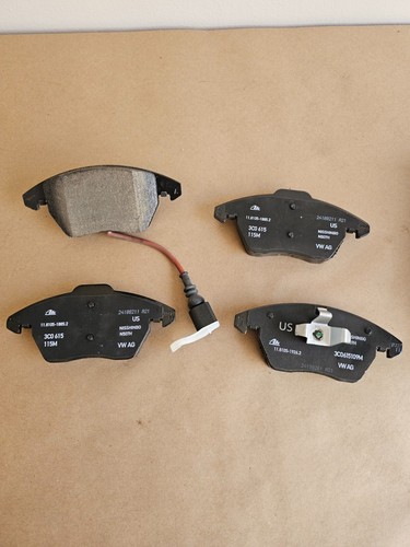 Genuine Volkswagen Front Brake Pads Lining Left + Right 3C0-698-151-K ...