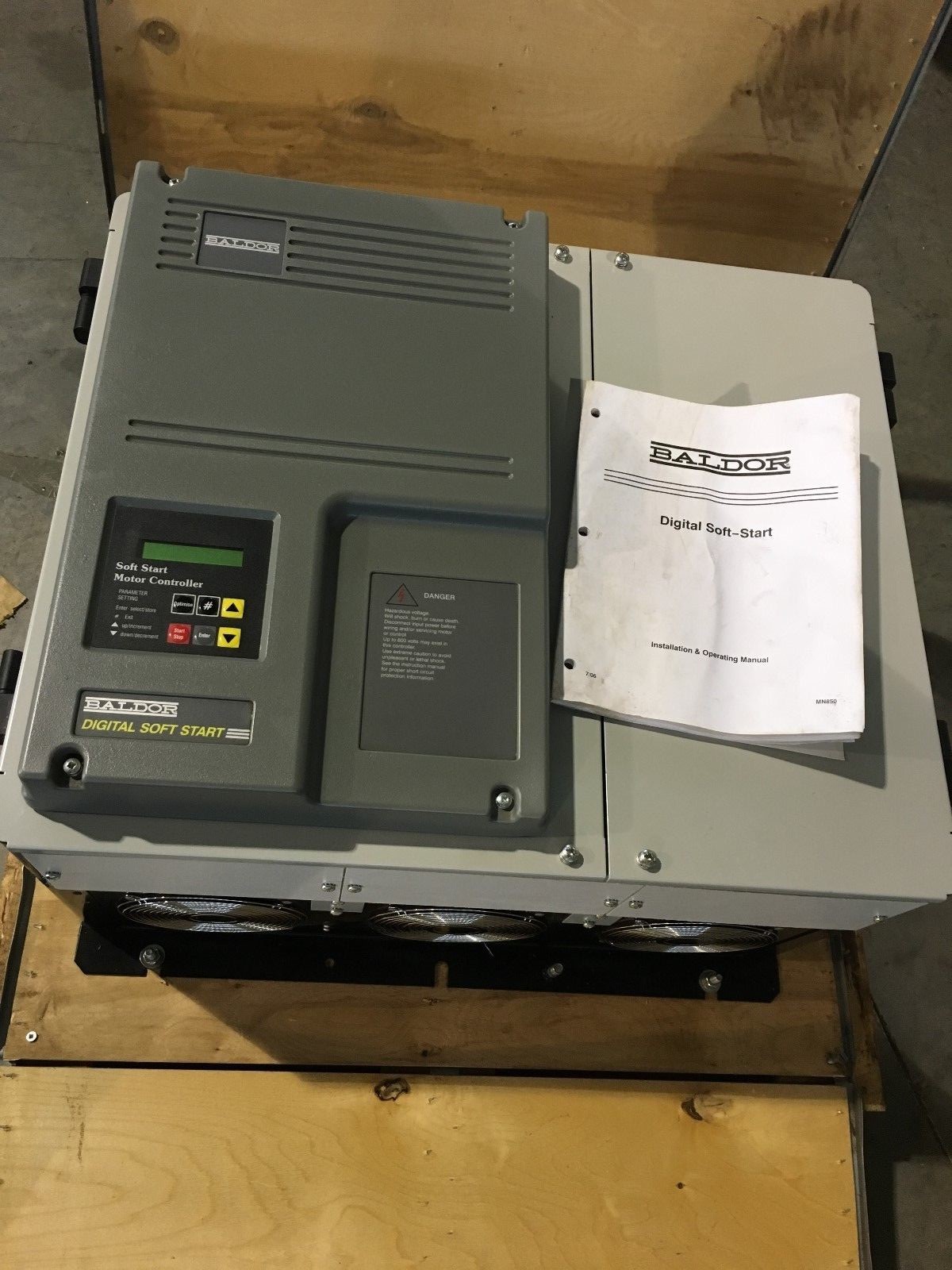 NEW IN BOX BALDOR SS0122 DIGITAL SOFT START MD7-900-CB | eBay