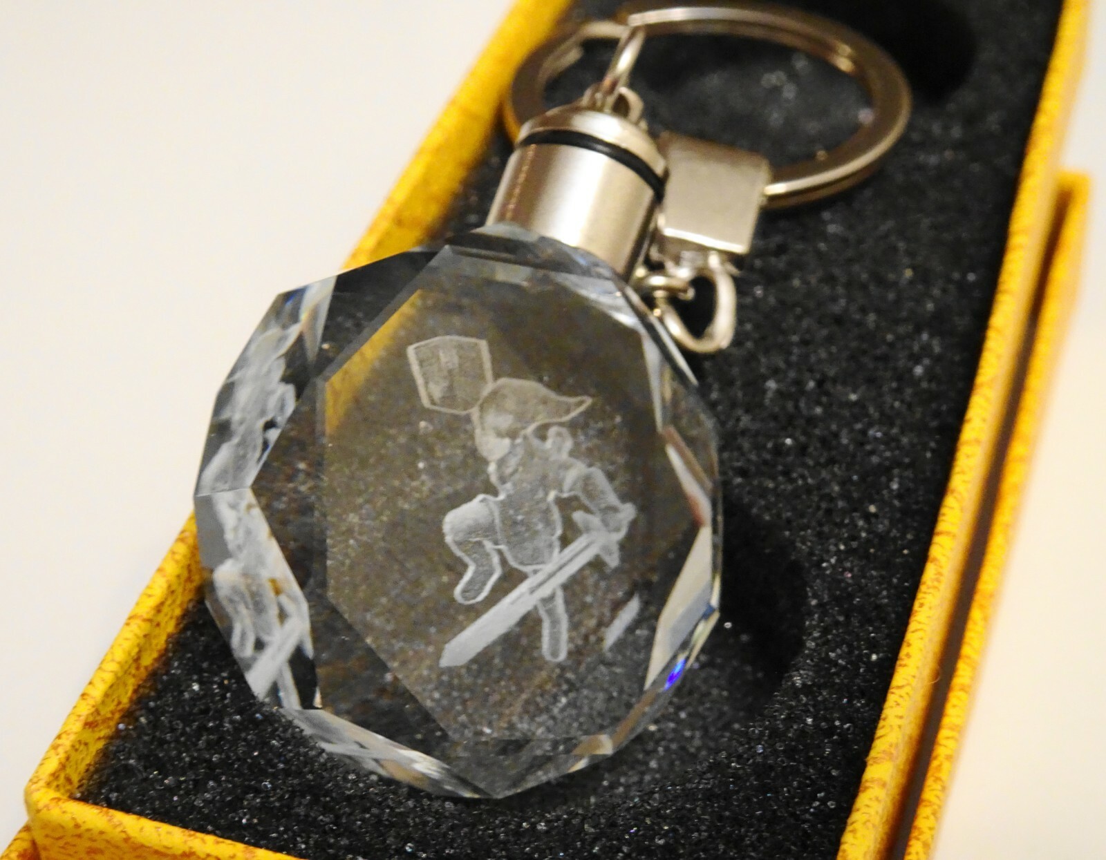 LEGEND of ZELDA Twilight Princess 🗡️ HOLOGRAPHIC CRYSTAL 🏹 LIGHT UP KEY ...