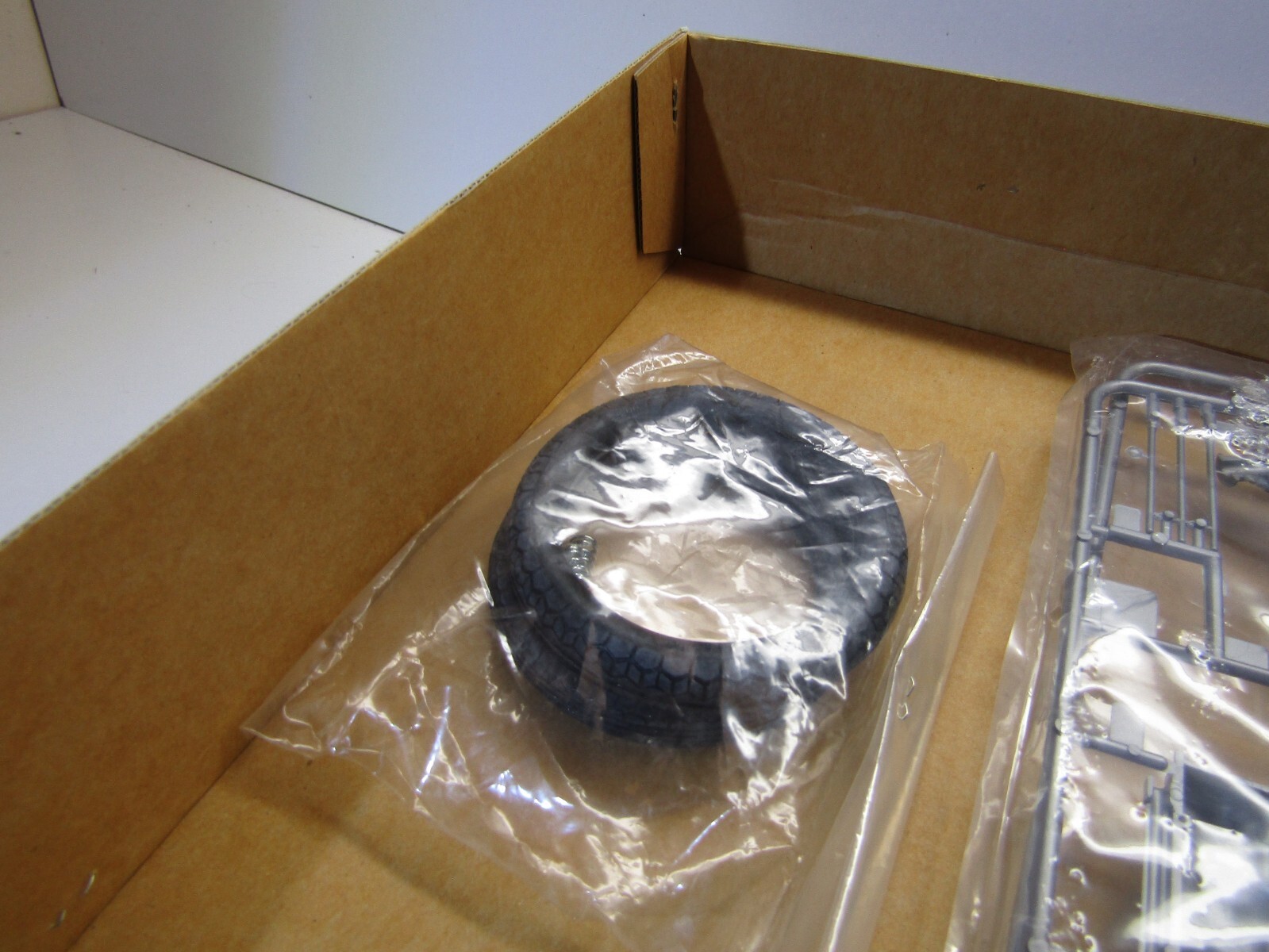 Nagano Vintage 1:8 Scale Kawasaki 500-SS (Mach 3) Model Kit - Kit ...