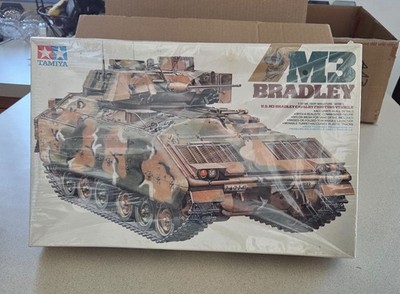 TAMIYA 1/35 M3 BRADLEY CFV TANK MODEL #35131 | eBay