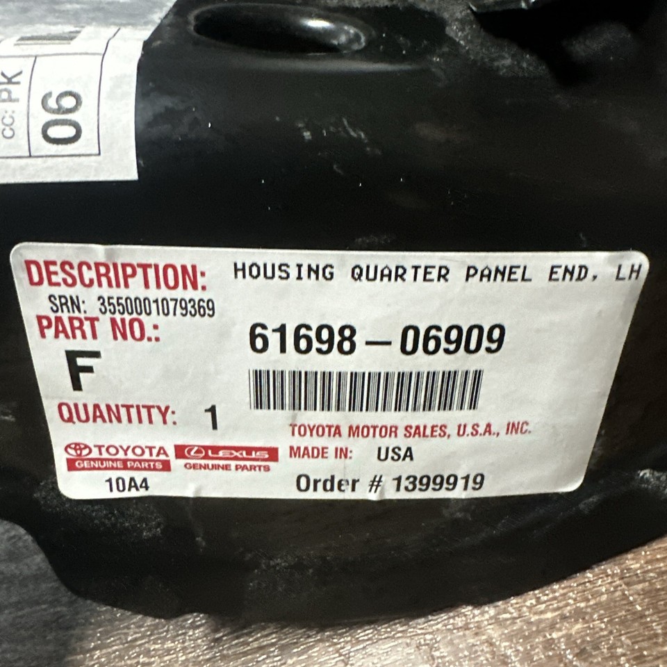 2018-2020 Toyota Camry LH Left Rear Tail Light Pocket Qtr Panel Ext ...