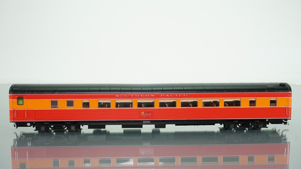 MTH Coach Passenger Car Southern Pacific Daylight 2439 HO scale | eBay