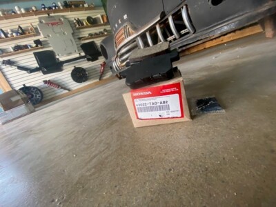 (1) 43022-TAO-A82 Genuine OEM Honda 2010-18 Accord Rear Brake Pads | eBay