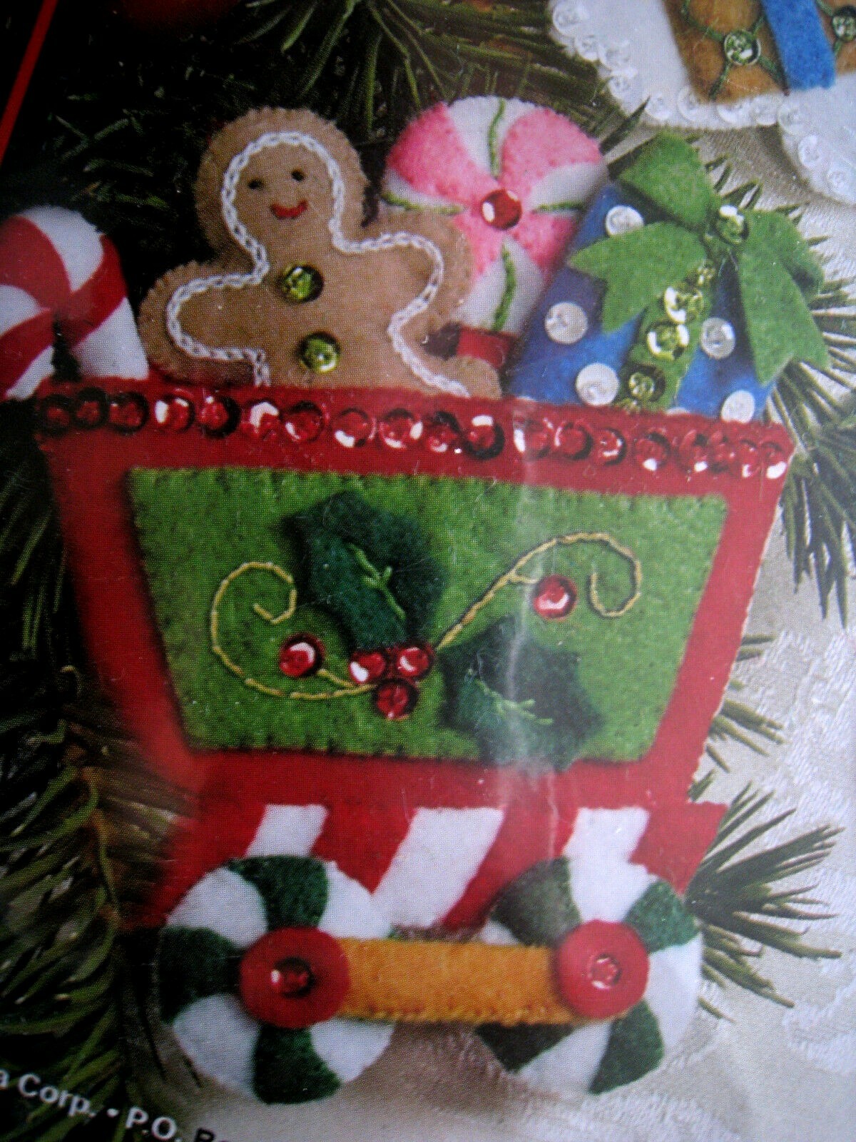 Bucilla Candy Express Felt Ornaments Applique Kit 86157 Set of 6 for ...