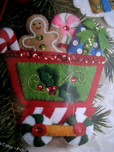 Bucilla Candy Express Felt Ornaments Applique Kit 86157 Set of 6 for ...