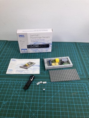 Dell EMC PowerEdge Servers 2U Rack Server LEGO Set 56 Piece Toy Kit ...
