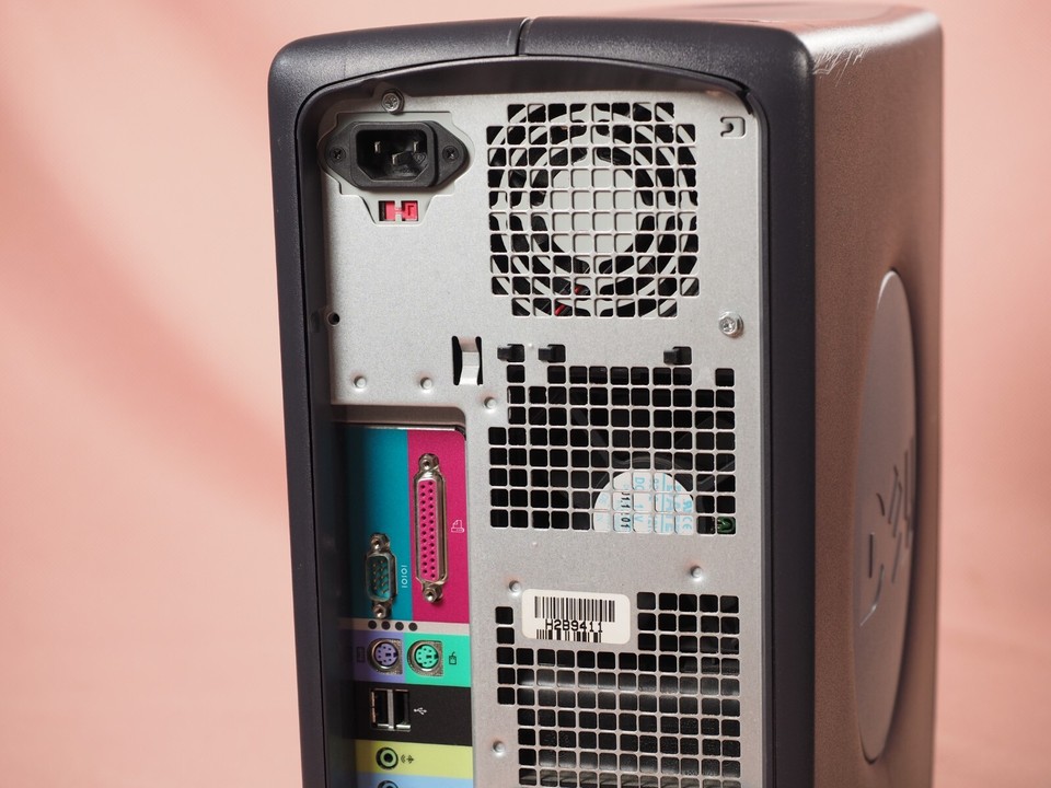 Vintage Dell Dimension 4300 Retro Computer Pentium 4 1gb RAM NO HDD NO ...