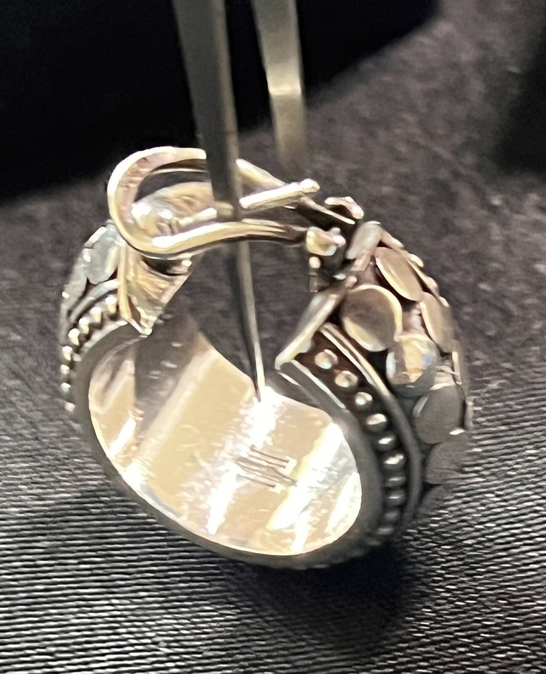 John Hardy Vintage SS925 Dot Pattern Half Hoop HuggieBack - Single ...