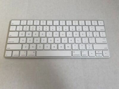 Apple A1644 Magic Keyboard 2 MLA22LL/A Lightning Connector Rechargeable ...