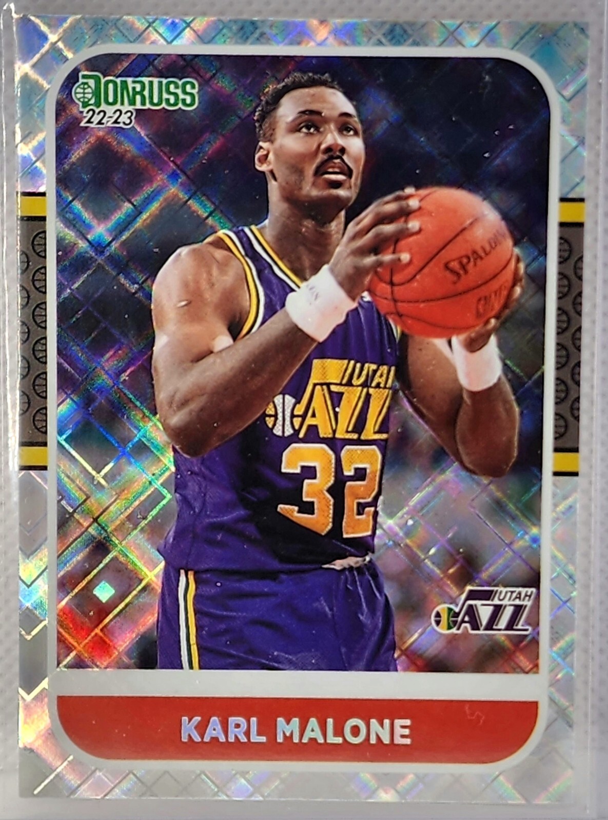 Karl "The Mailman" Malone 2022-23 Donruss Retro Series Diamond #18 JAZZ ...