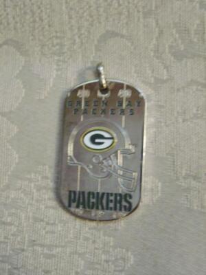 Green Bay PACKERS Metal KEYCHAIN / DOG TAG Pendant - Helmet Yard Line ...