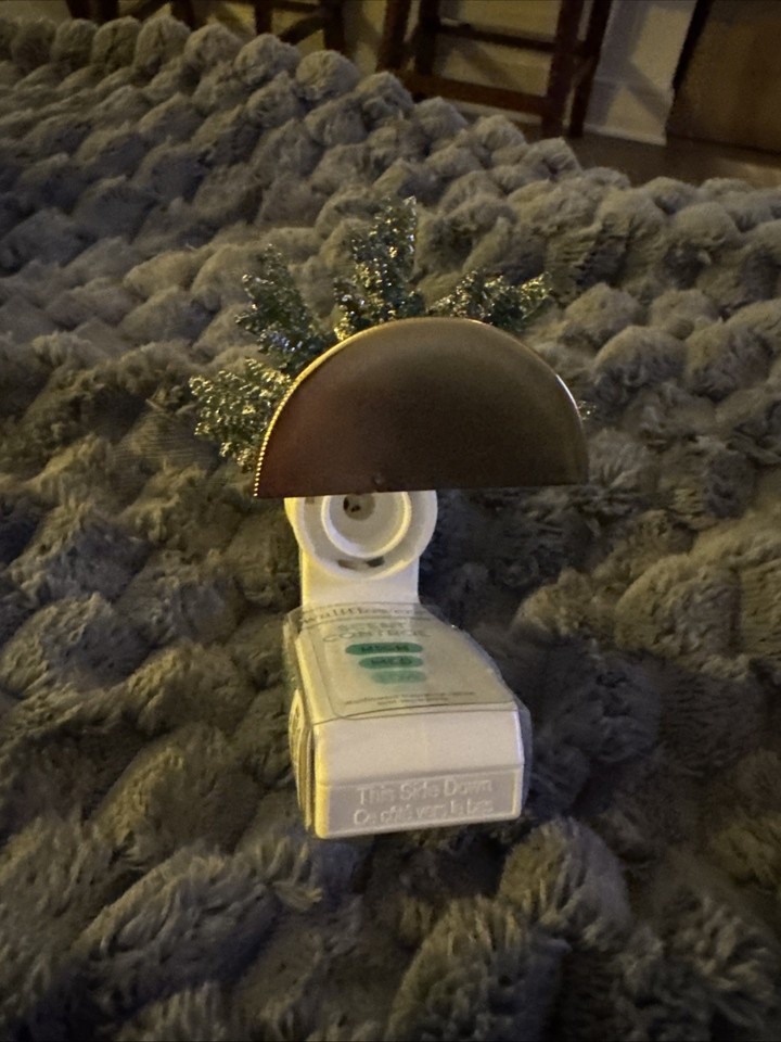 bath and body works christmas wallflower plug With Gold Base And ...