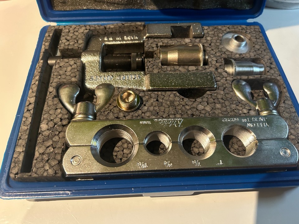 RITCHIE* Yellow Jacket Model 60455 Swages 3/4"- 1 1/8 O.D Flanes 3/4" 1 ...