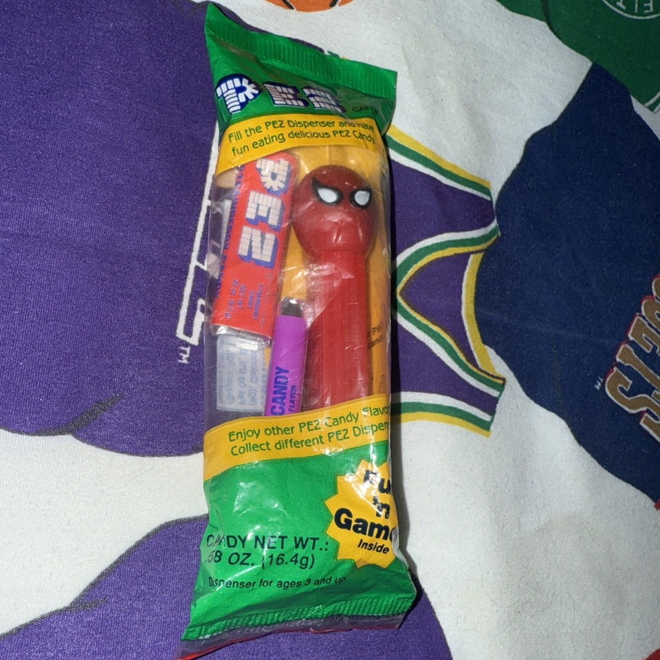 Vintage New Spiderman PEZ Dispenser original packaging With pez candy ...