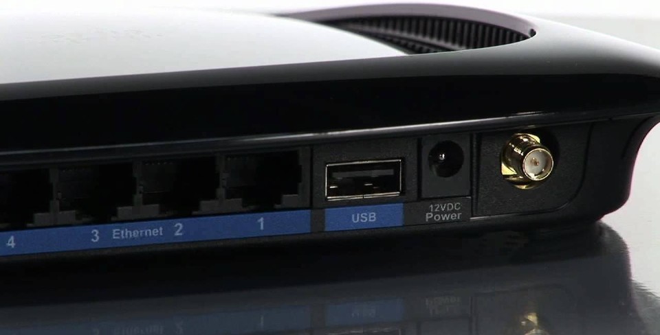 Linksys Wi-Fi Router WRT160NL - 802.11n, 4xGLAN, USB- W/O ANTENNAS ...