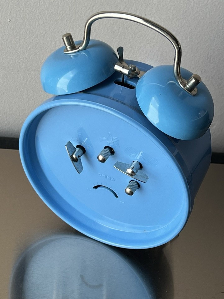 Vtg Helm Animated Moving Alarm Clock Woodpecker Bird Worm Blue Tested ...