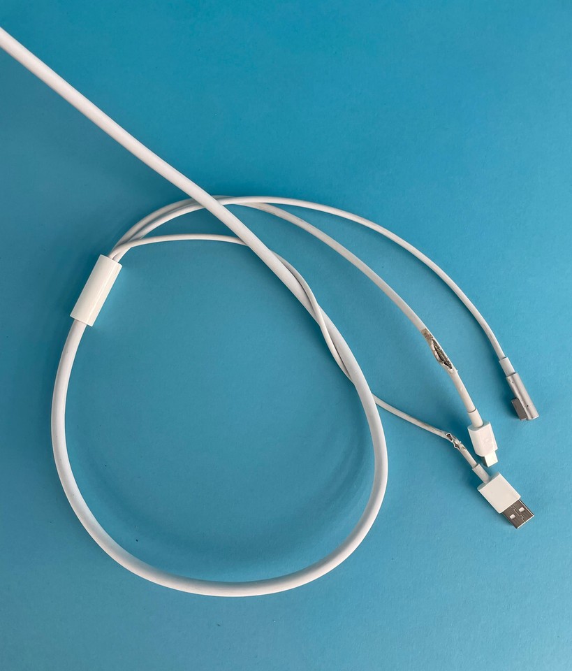 APPLE A1316 CINEMA DISPLAY MONITOR: 27”, **See Description** |010 ...