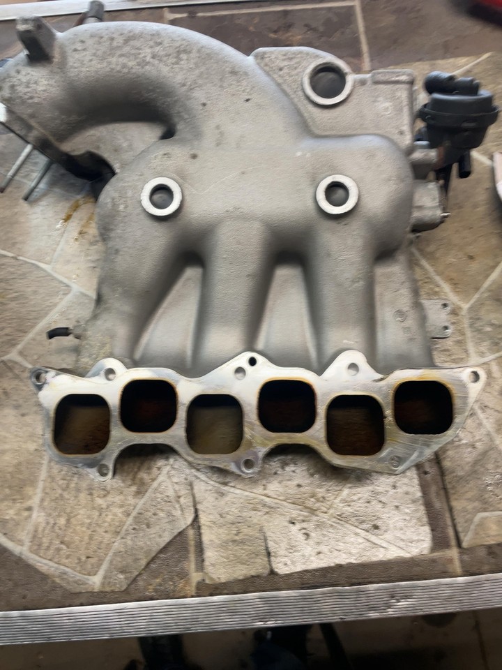 2007-2009 Hyundai Santa Fe 3.3L Intake Manifold HYUNDAI | 292103C331 ...