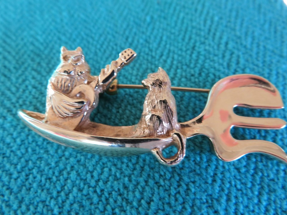 VINTAGE BREAKELL 14K GOLD THOMAS OWL & PUSSYCAT IN BOAT BROOCH SIGNED ...