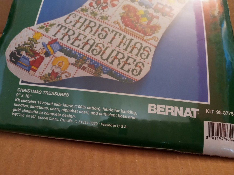 Bernat Christmas Stocking Treasures Cross Stitch Kit SEALED New 95-8775 ...