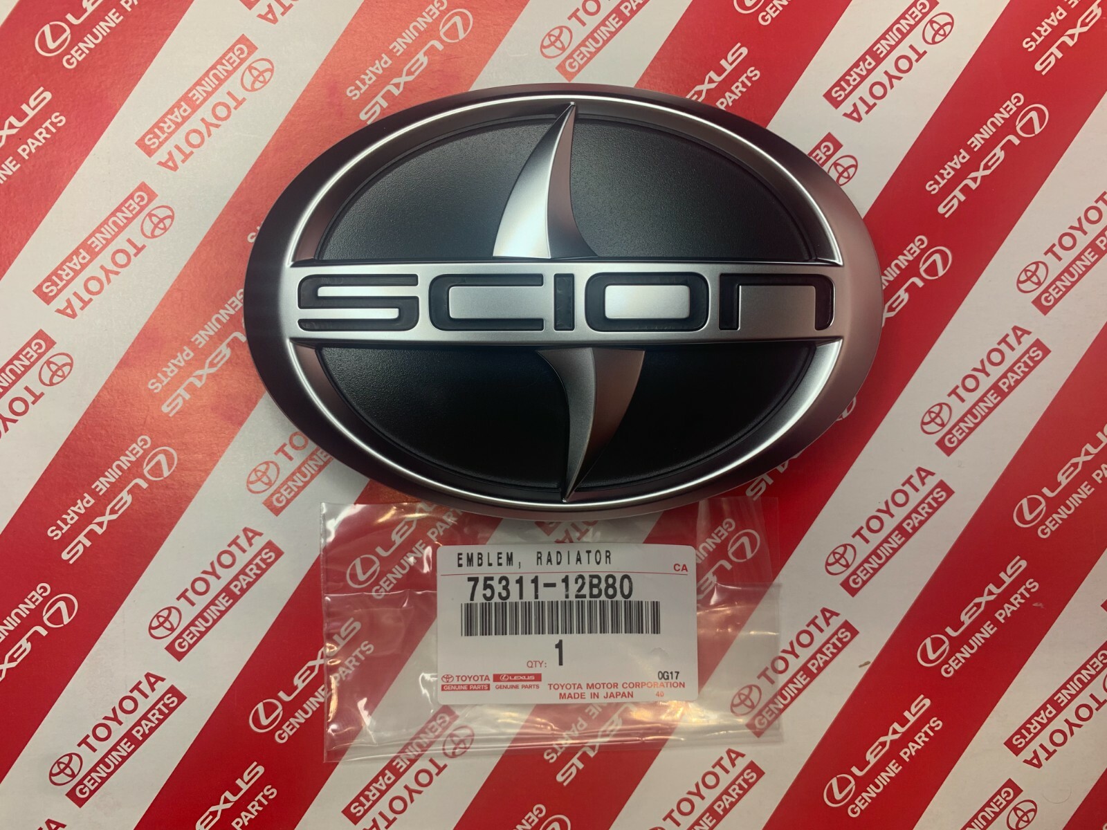2011-2015 Scion xB Front Grill Emblem Genuine Scion 75311-12B80 OEM ...