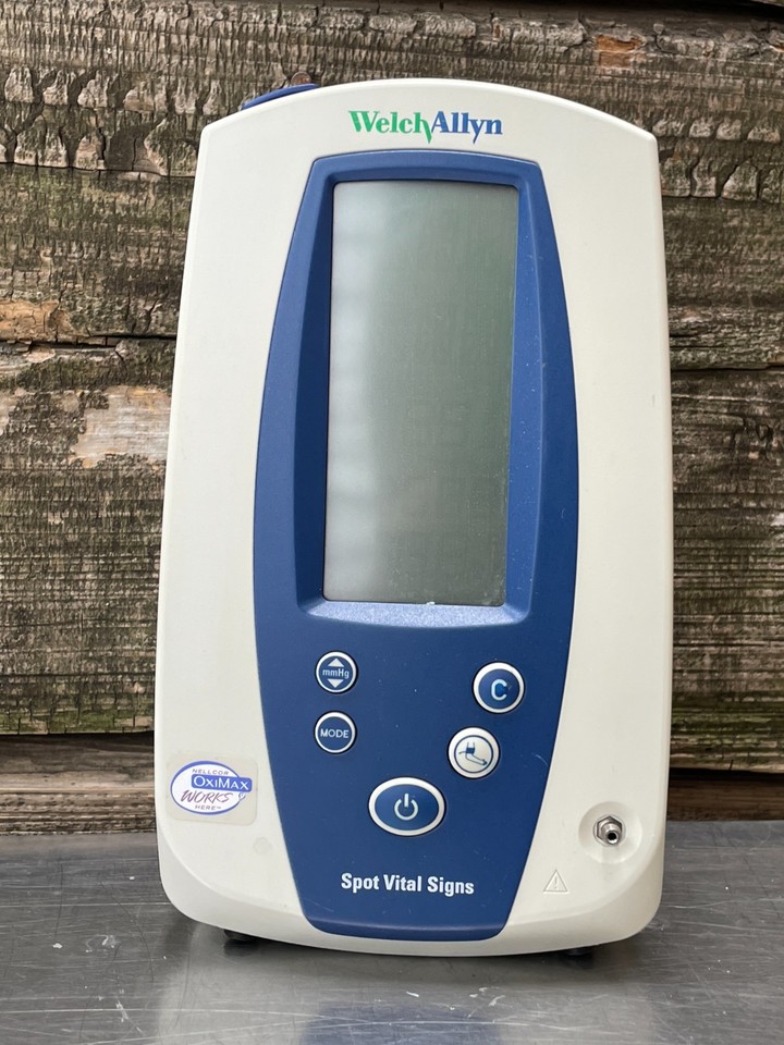Welch Allyn 420 Spot Vital Signs Monitor 42NOB w Cuffs, SpO2, & Power ...