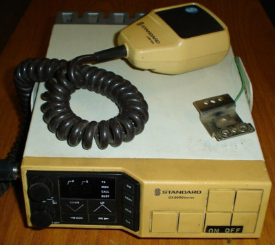 Standard GX3000 Series UHF FM Land Mobile Radio GX3000U(AA) with Mic ...