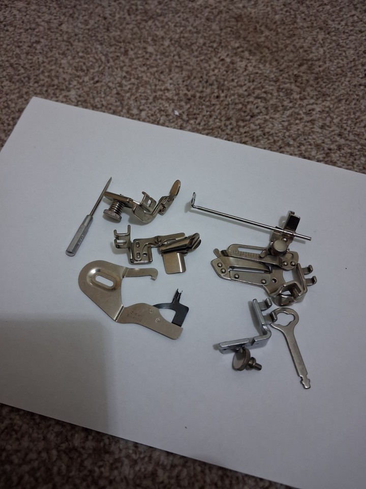 VINTAGE SINGER SEWING -SINGER BOX OF ATTACHMENTS AND A CAN OF OIL | eBay UK