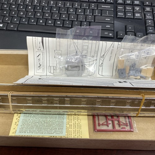 HO WALTHERS FP2H PULLMAN 3 DRAWING ROOM, 6 COMPARTMENT WOODEN KIT | eBay