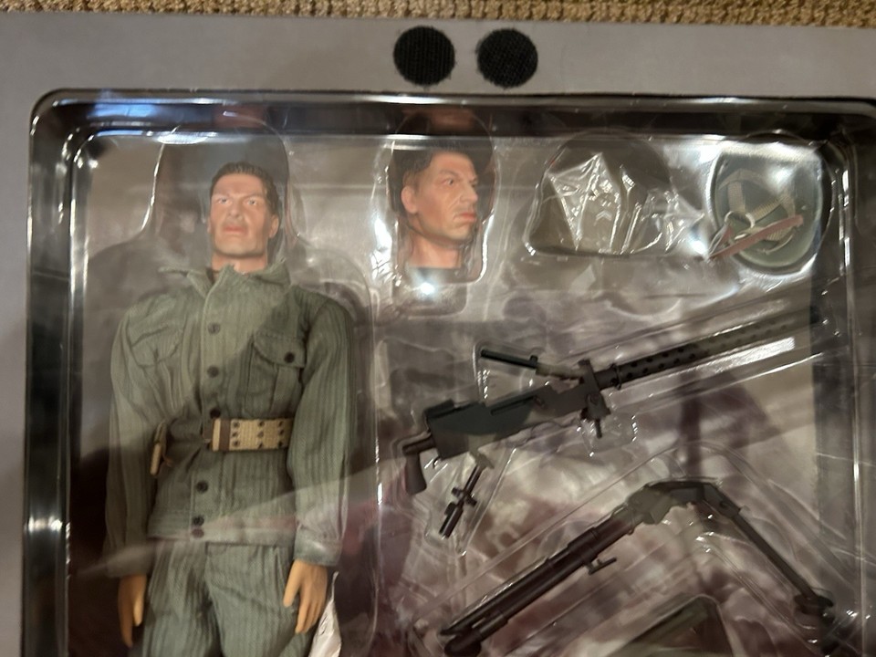 DID Model 1:6 WWII USMC 1st Marine Regiment "George Puller" MG, No. A ...
