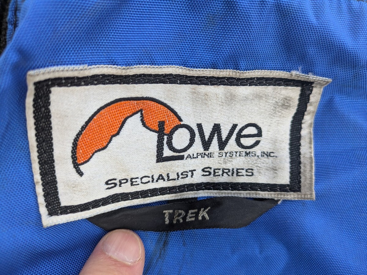 Logotipo De Lowe Alpine Outdoor Life × Streetwear × Vintage Outdoor